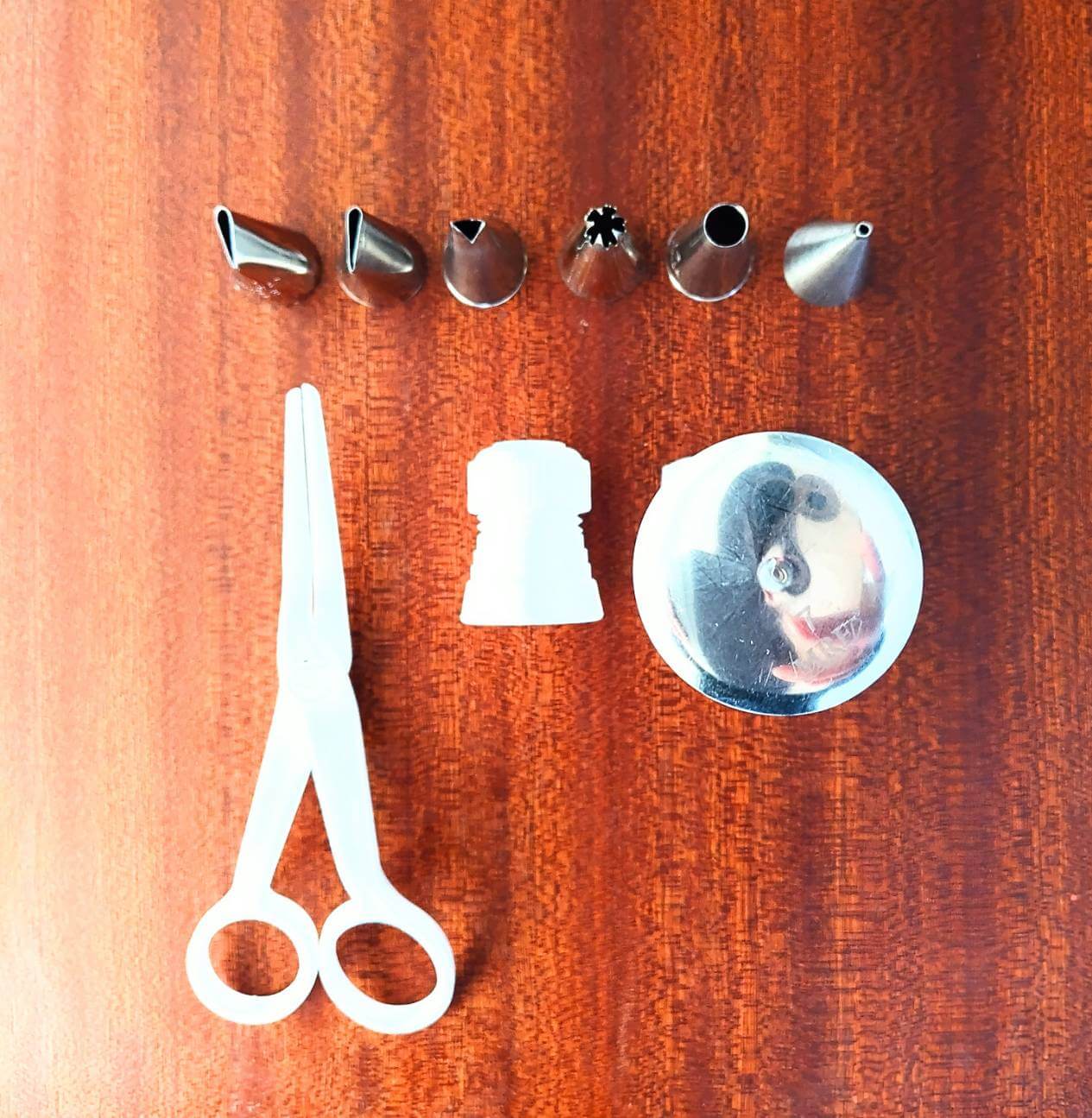 ★お花絞り初心者さんの【心ときめく！あんフラワーカップケーキ】コース！！ | 和菓子教室antomo（アントモ）